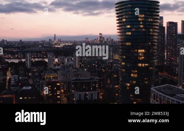 Tall arena lights Stock Videos & Footage - HD and 4K Video Clips - Alamy