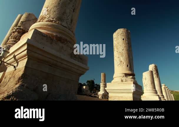 Broken stone columns Stock Videos & Footage - HD and 4K Video Clips - Alamy