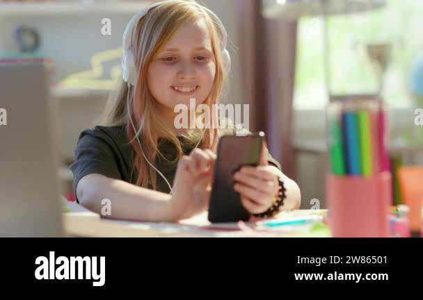 Day pupil Stock Videos & Footage - HD and 4K Video Clips - Alamy
