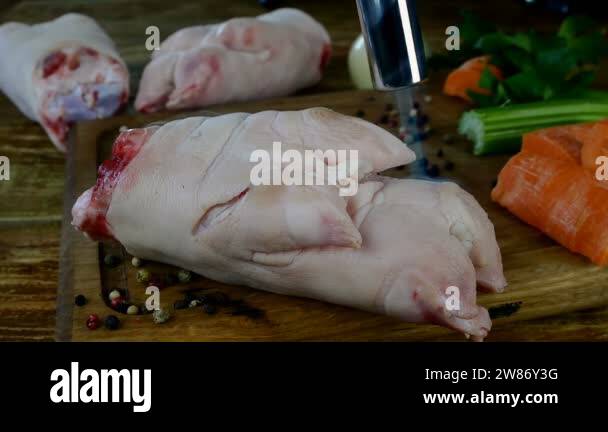 Knuckle burn Stock Videos & Footage - HD and 4K Video Clips - Alamy