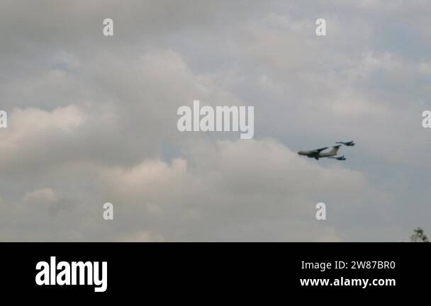 Aircraft military parade formation Stock Videos & Footage - HD and 4K ...