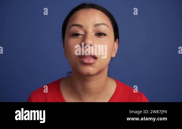 Woman peering Stock Videos & Footage - HD and 4K Video Clips - Alamy