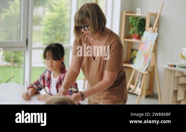 School explain Stock Videos & Footage - HD and 4K Video Clips - Alamy