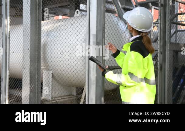 Liquid helium storage tank Stock Videos & Footage - HD and 4K Video ...
