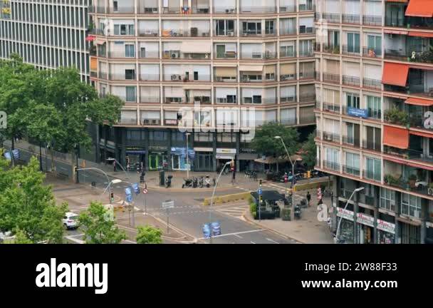 17 flags Stock Videos & Footage - HD and 4K Video Clips - Alamy