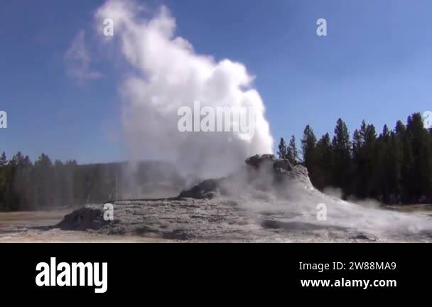 Geyser yellowstone np Stock Videos & Footage - HD and 4K Video Clips ...