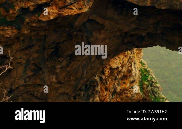Cave arch Stock Videos & Footage - HD and 4K Video Clips - Alamy