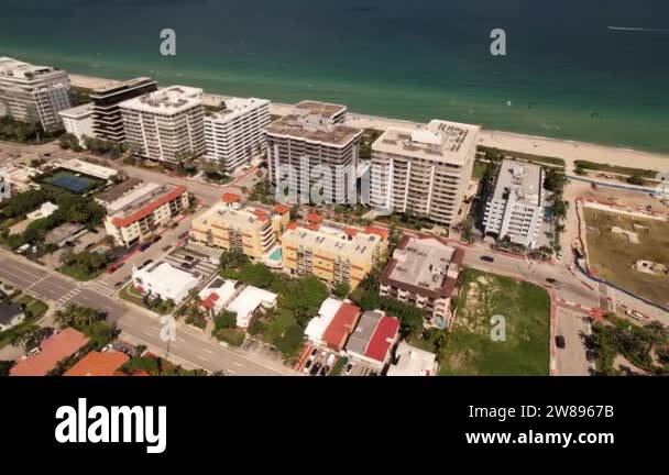 5k aerial orbit of the Champlain Towers Surfside Stock Video Footage ...