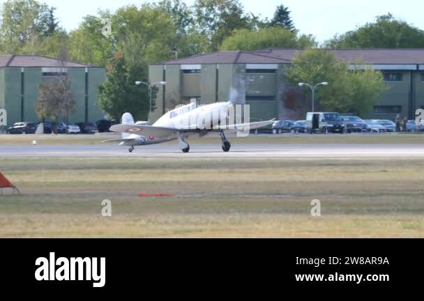 Military tandem Stock Videos & Footage - HD and 4K Video Clips - Alamy