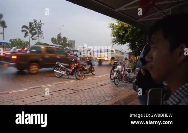 Busy Street With Strong Wind - Pan And Handheld - Right To Left Stock ...