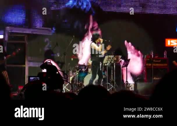 Taka taka Stock Videos & Footage - HD and 4K Video Clips - Alamy