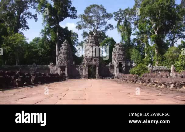 Building gate Stock Videos & Footage - HD and 4K Video Clips - Alamy