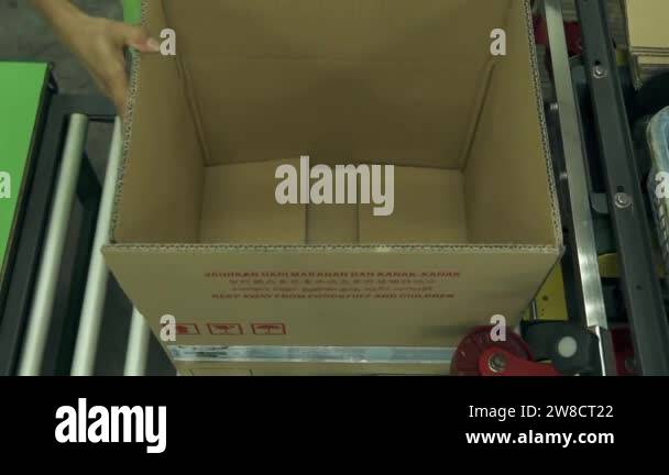 Paperboard box Stock Videos & Footage - HD and 4K Video Clips - Alamy
