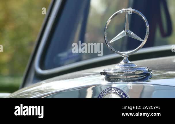 Emblem mercedes benz car Stock Videos & Footage - HD and 4K Video Clips ...