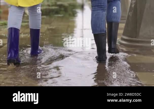 People walk through flood water Stock Videos & Footage - HD and 4K ...