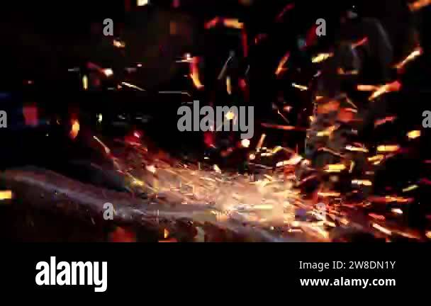 1080 HD super slow Fiber cutter is steel cutting and cutting of flakes ...