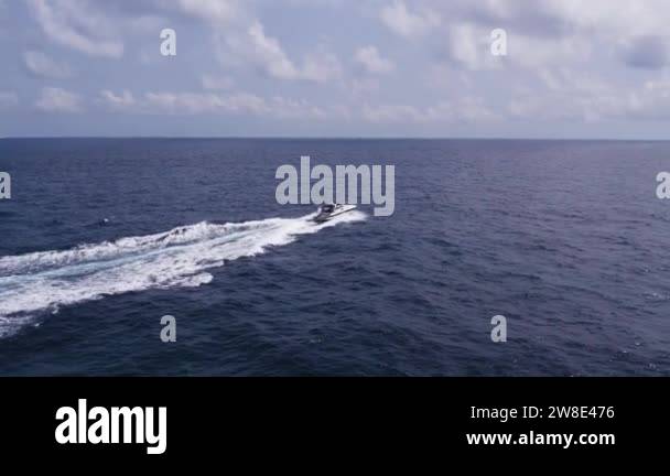 Jet boat splash Stock Videos & Footage - HD and 4K Video Clips - Alamy