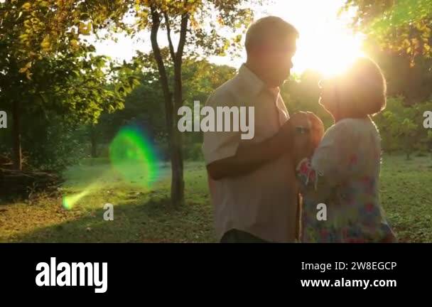 Iove destiny couple : The love of a retired couple who walks hand in ...