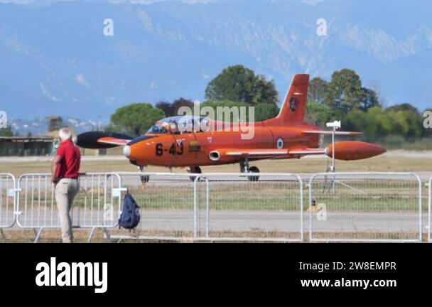 Impala aircraft Stock Videos & Footage - HD and 4K Video Clips - Alamy