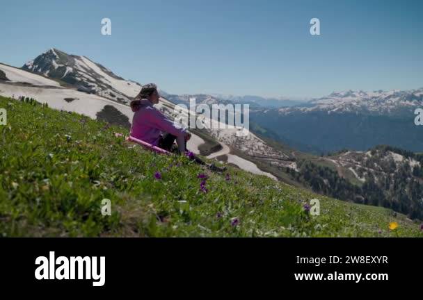Mount young Stock Videos & Footage - HD and 4K Video Clips - Alamy