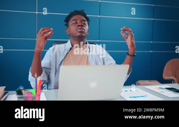 Calm office Stock Videos & Footage - HD and 4K Video Clips - Alamy