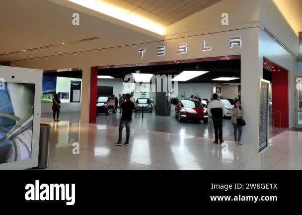 Miami - 6, Nov 2021: Tesla flagship store car exhibition at Aventura ...