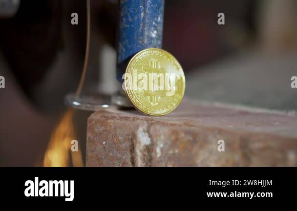 Radial cutting Stock Videos & Footage - HD and 4K Video Clips - Alamy