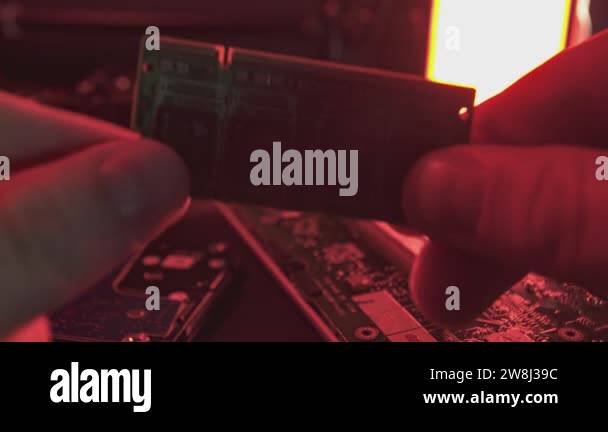 Installing memory ram in computer motherboard 4k Stock Video Footage - Alamy