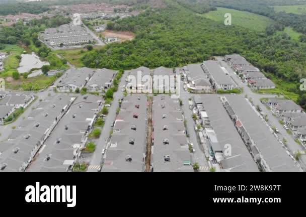 Bordering trees Stock Videos & Footage - HD and 4K Video Clips - Alamy