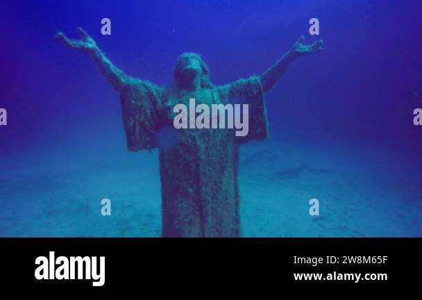 Underwater statue christ Stock Videos & Footage - HD and 4K Video Clips ...