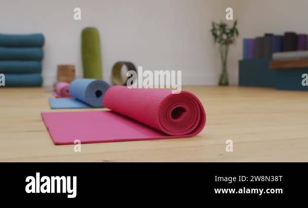 Rolled exercise mats Stock Videos & Footage - HD and 4K Video Clips - Alamy