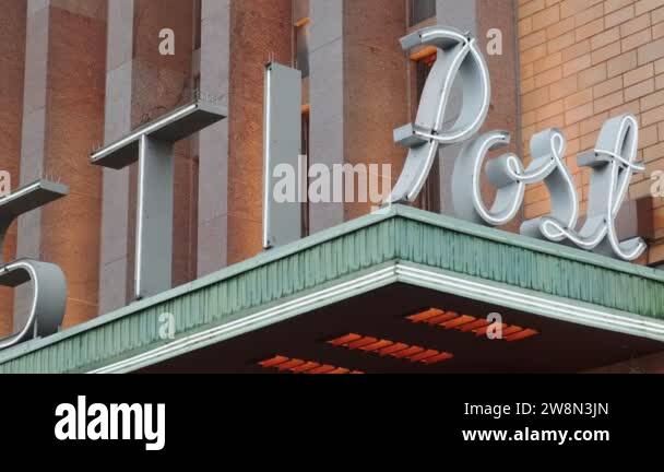 10 posti Stock Videos & Footage - HD and 4K Video Clips - Alamy