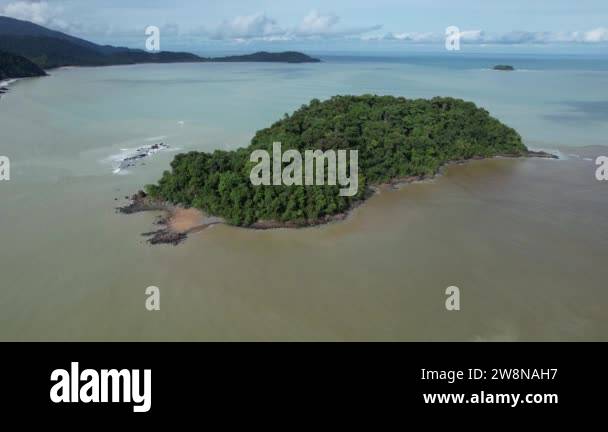 The Telok Teluk Melano Coastline and Serabang Beach at the most ...