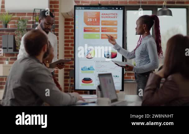 American applause Stock Videos & Footage - HD and 4K Video Clips - Alamy