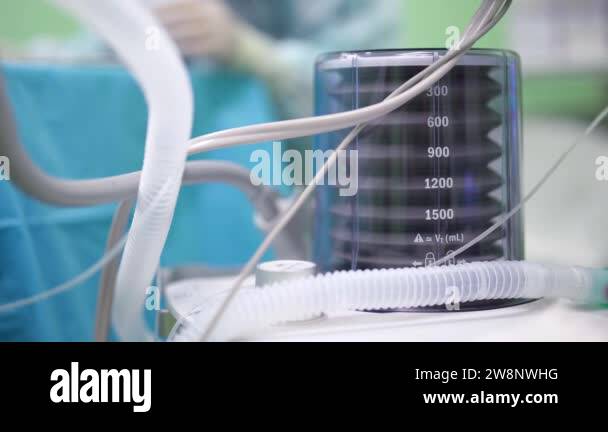 Resuscitation unit Stock Videos & Footage - HD and 4K Video Clips - Alamy