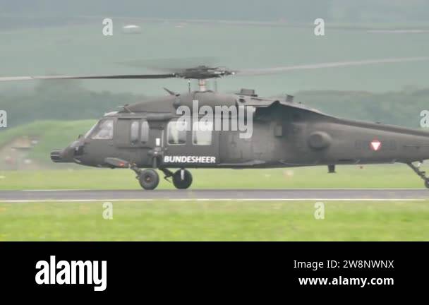 Sikorsky s 70 black hawk Stock Videos & Footage - HD and 4K Video Clips ...