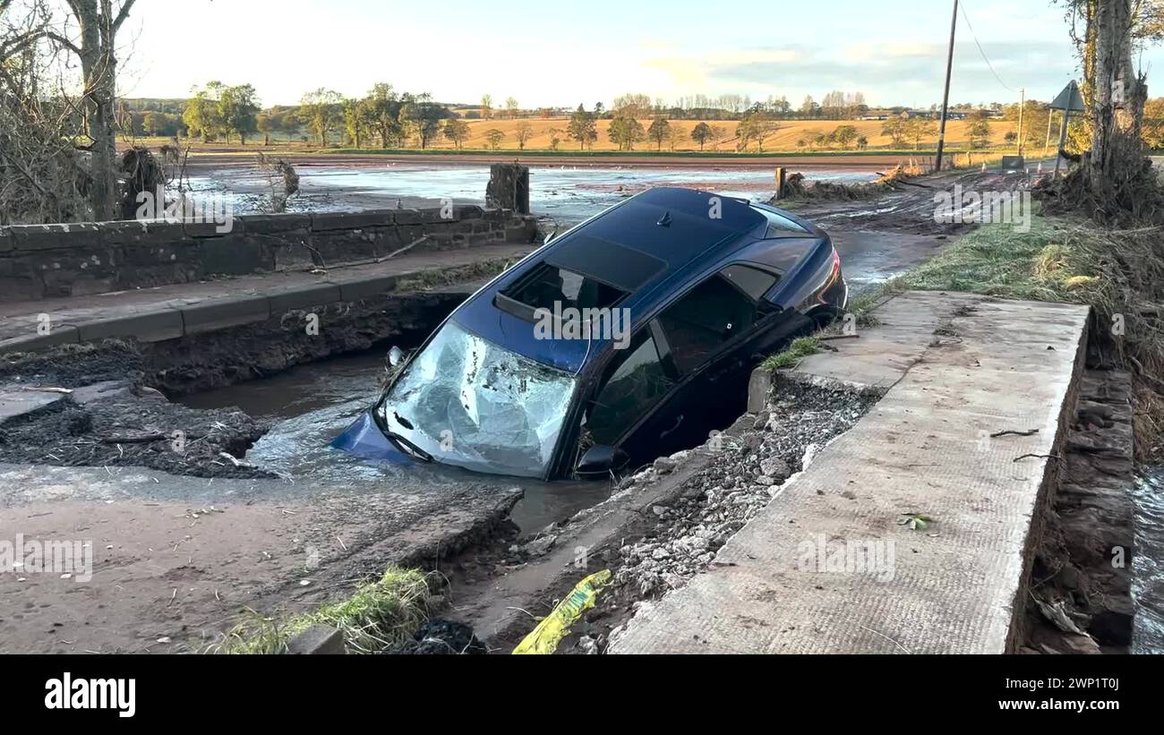 Flooding in dundee Stock Videos & Footage - HD and 4K Video Clips - Alamy