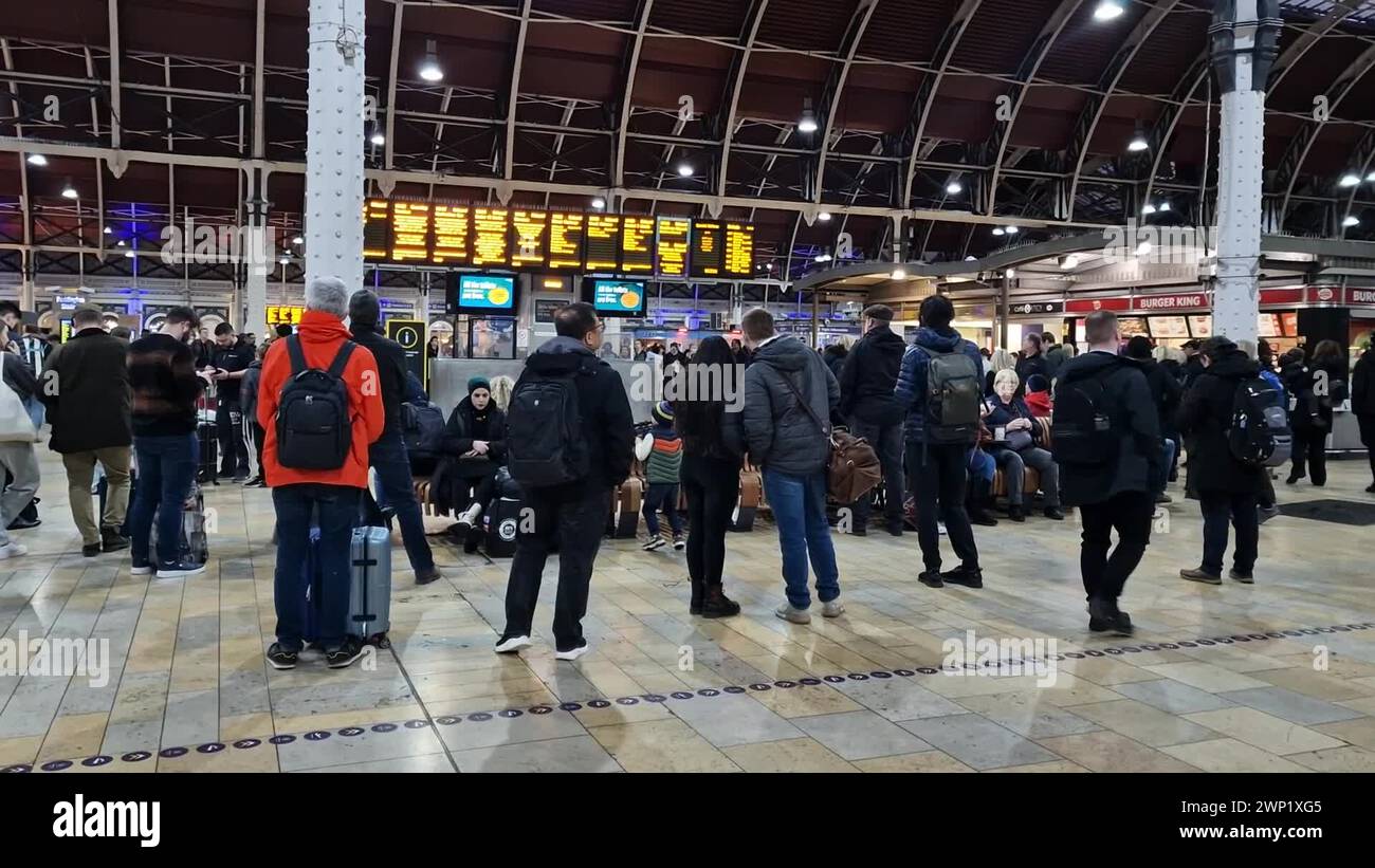 Power rail Stock Videos & Footage - HD and 4K Video Clips - Alamy