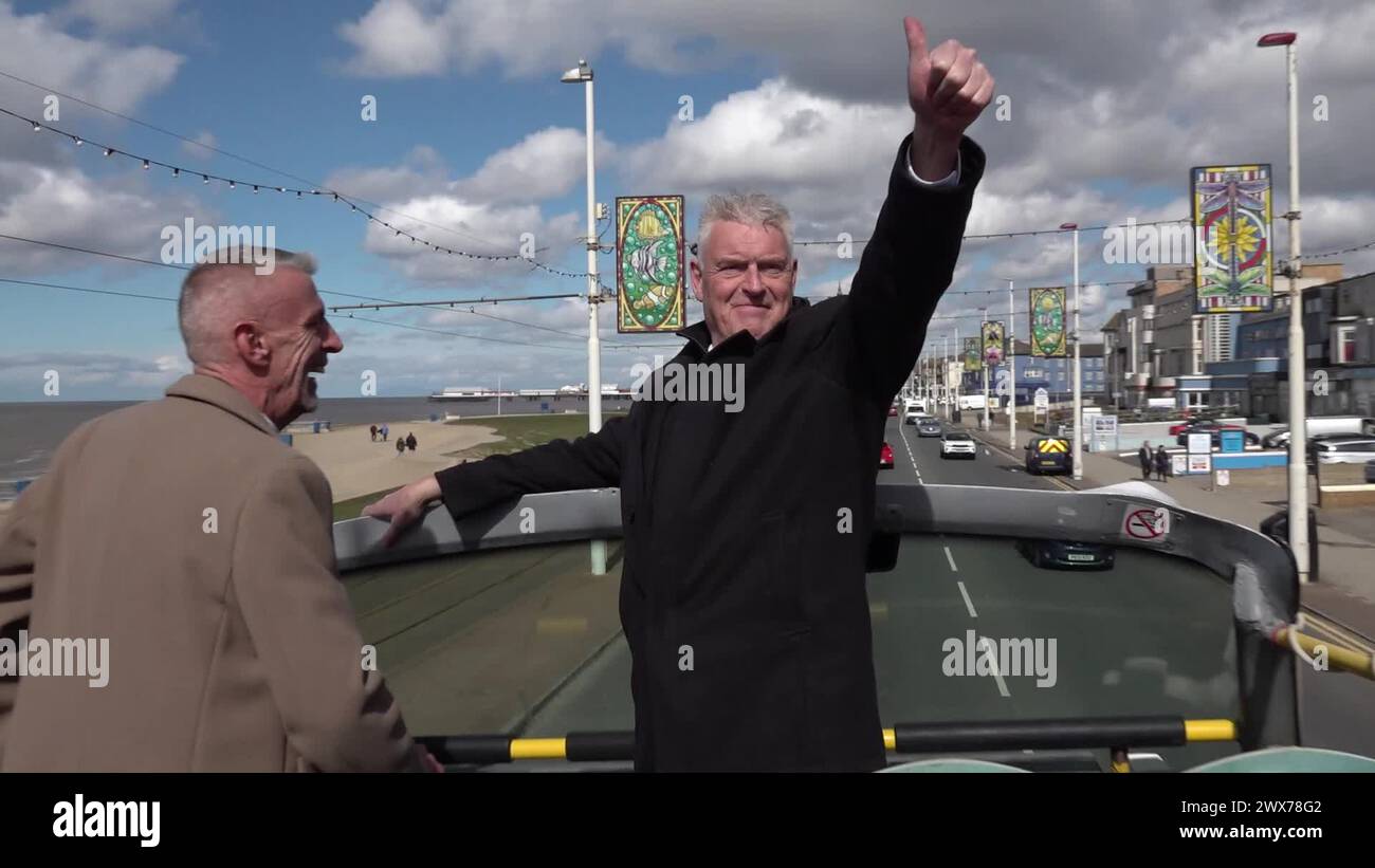 Blackpool bus Stock Videos & Footage - HD and 4K Video Clips - Alamy