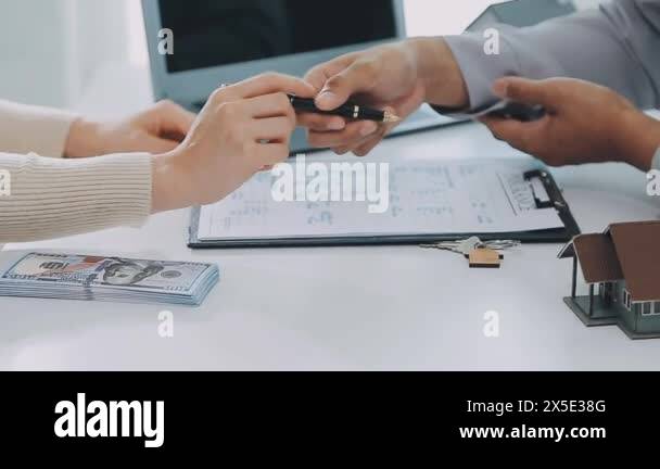 Couple and keys house estate agent Stock Videos & Footage - HD and 4K ...