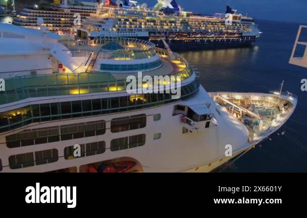Summer vacation at ocean vessel, water transportation of Florida for ...