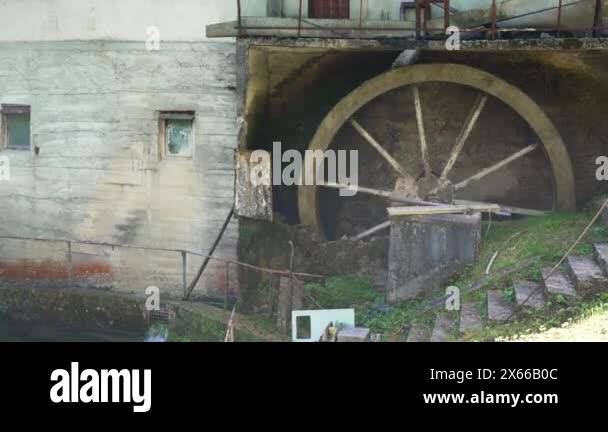 Water wheel flour Stock Videos & Footage - HD and 4K Video Clips - Alamy