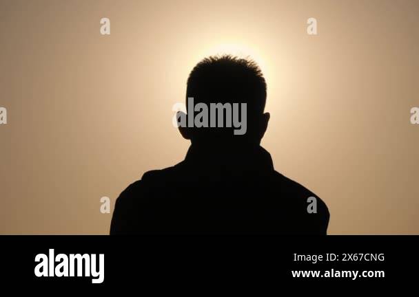 Sun halo silhouette Stock Videos & Footage - HD and 4K Video Clips - Alamy