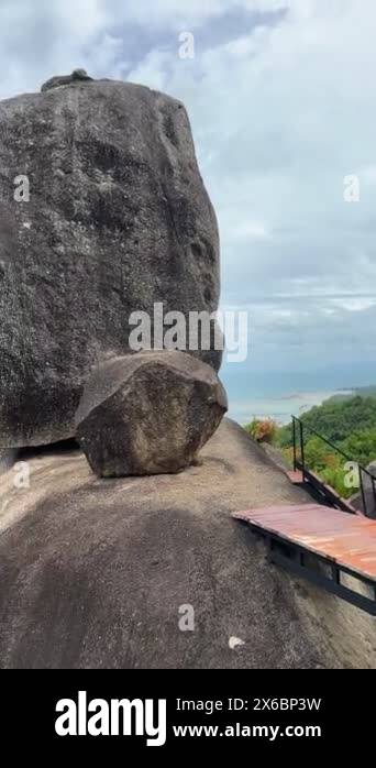 Overlap Stone in Koh Samui, Thailand. Discover the breathtaking beauty ...