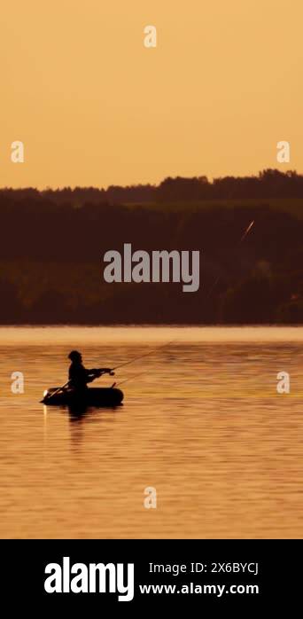 Rowboat silhouette Stock Videos & Footage - HD and 4K Video Clips - Alamy