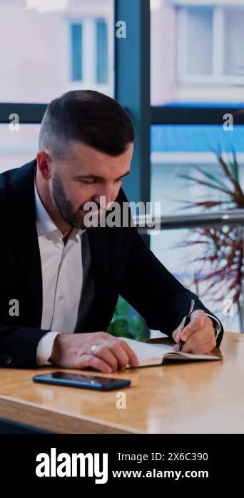 Busy boss Stock Videos & Footage - HD and 4K Video Clips - Alamy