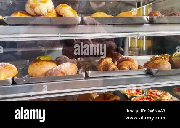 Golden pastry case Stock Videos & Footage - HD and 4K Video Clips - Alamy