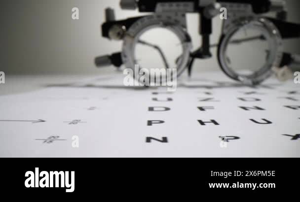 Checking the diagram of vision and trial frame with table ...