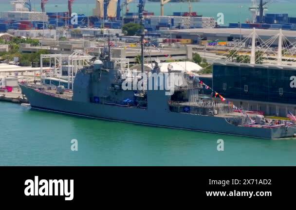 USS Normandy CG60 Ticonderoga class guided missile cruiser United ...