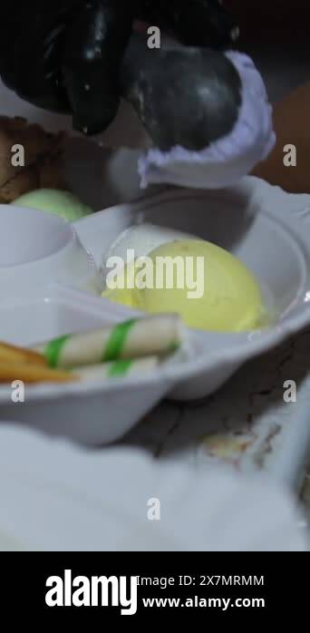 Chef Cooking BoBa Tea Taiwan Bubble Milk Tea with chewy tapioca balls ...